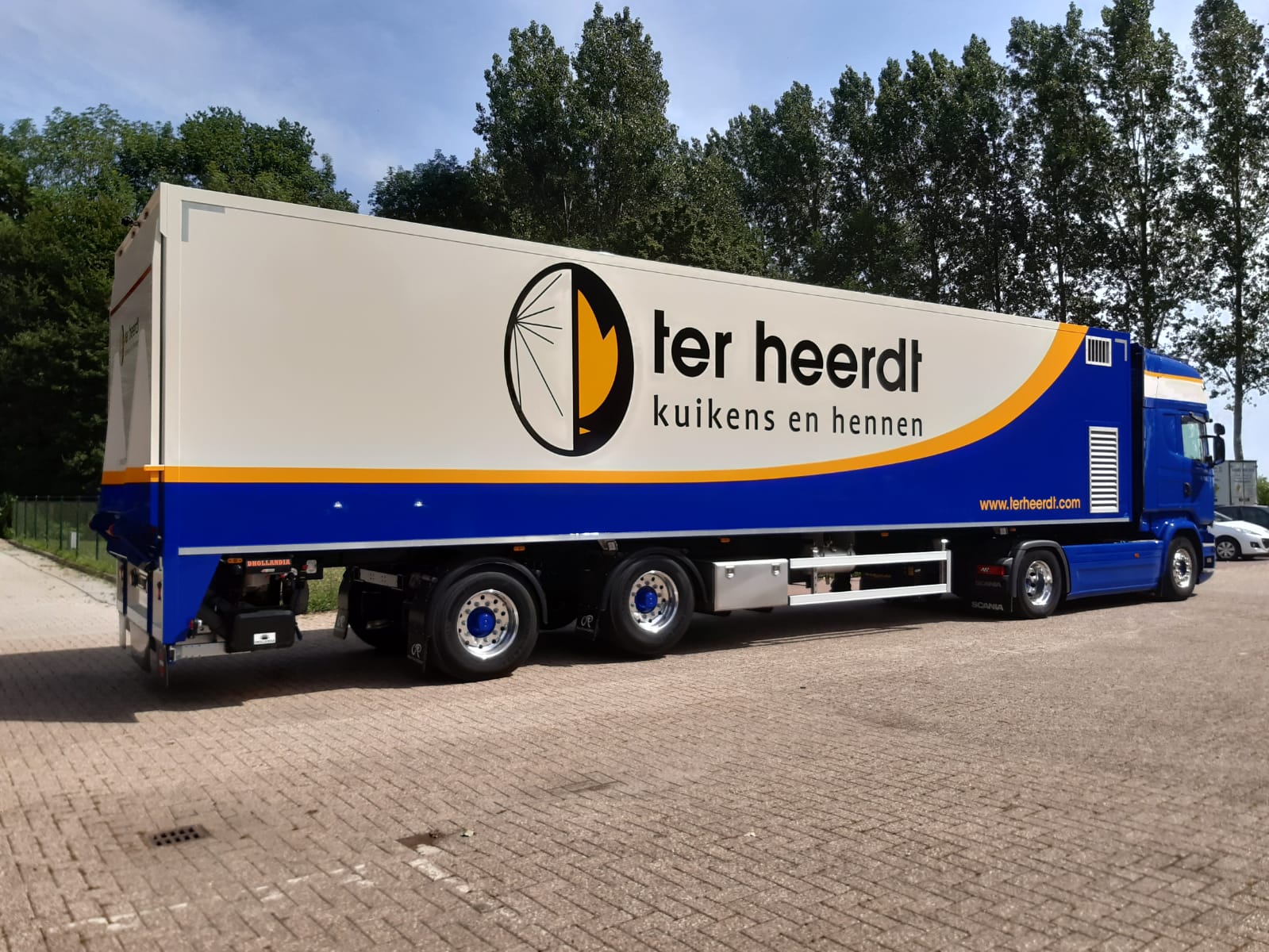 Nieuwe trailer Ter Heerdt kuikens en hennen - Ter Heerdt